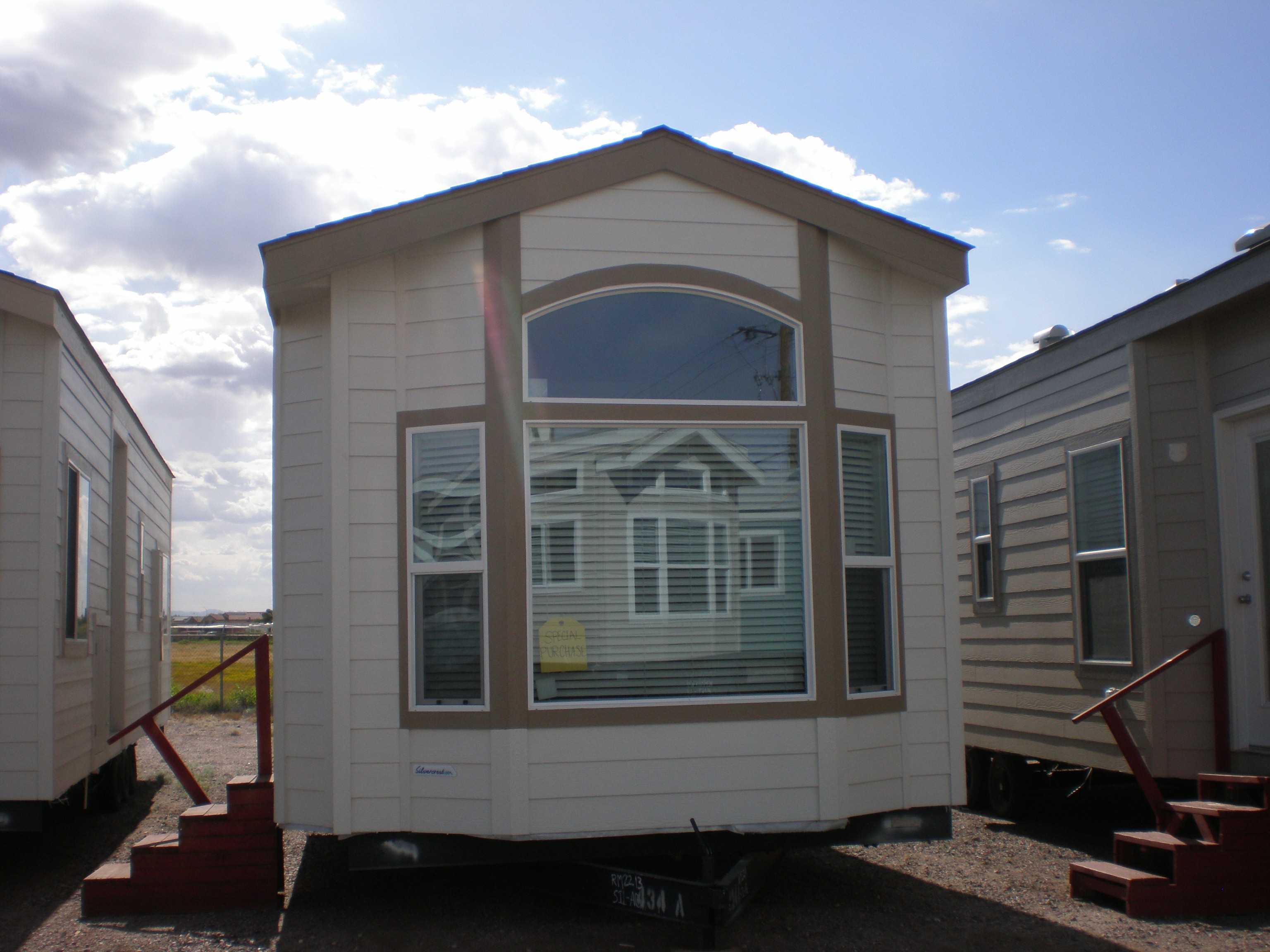 2019 Silvercrest Alley Galley Kitchen