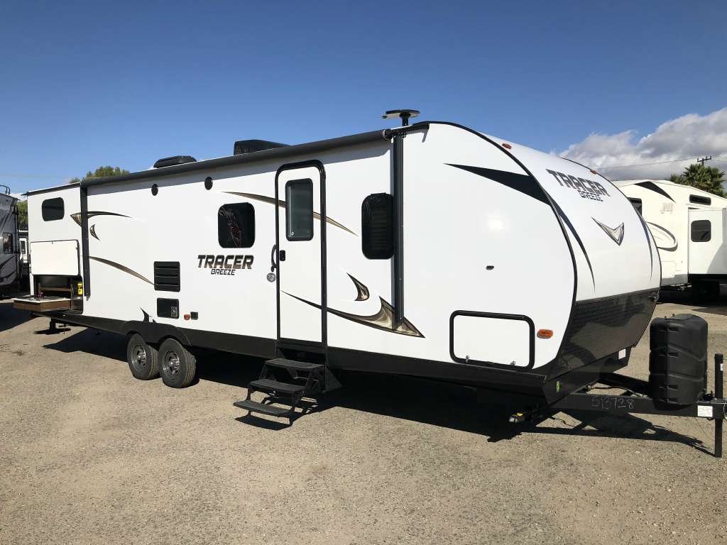 2018 Tracer 31 BHD BREEZE