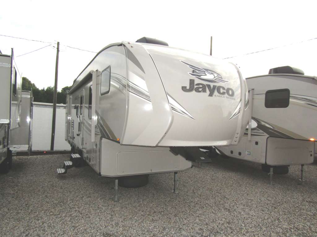 2018 Eagle RV 29.5BHDS