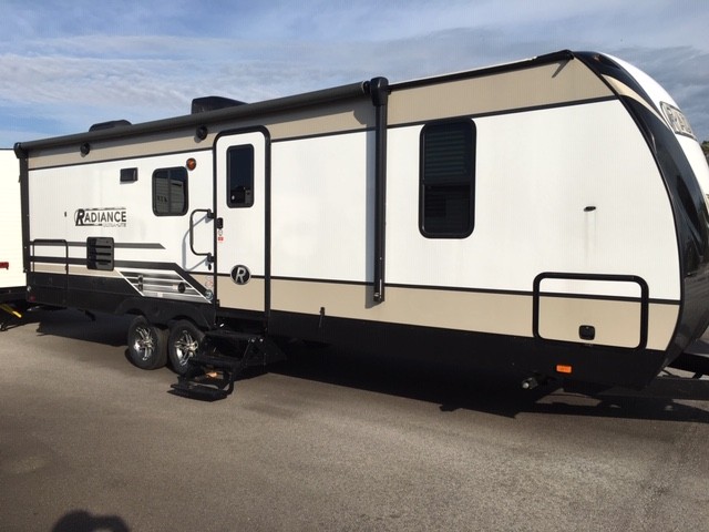 New 2020 Cruiser RV Radiance Ultra Lite R-26RE in Frankfort, IL