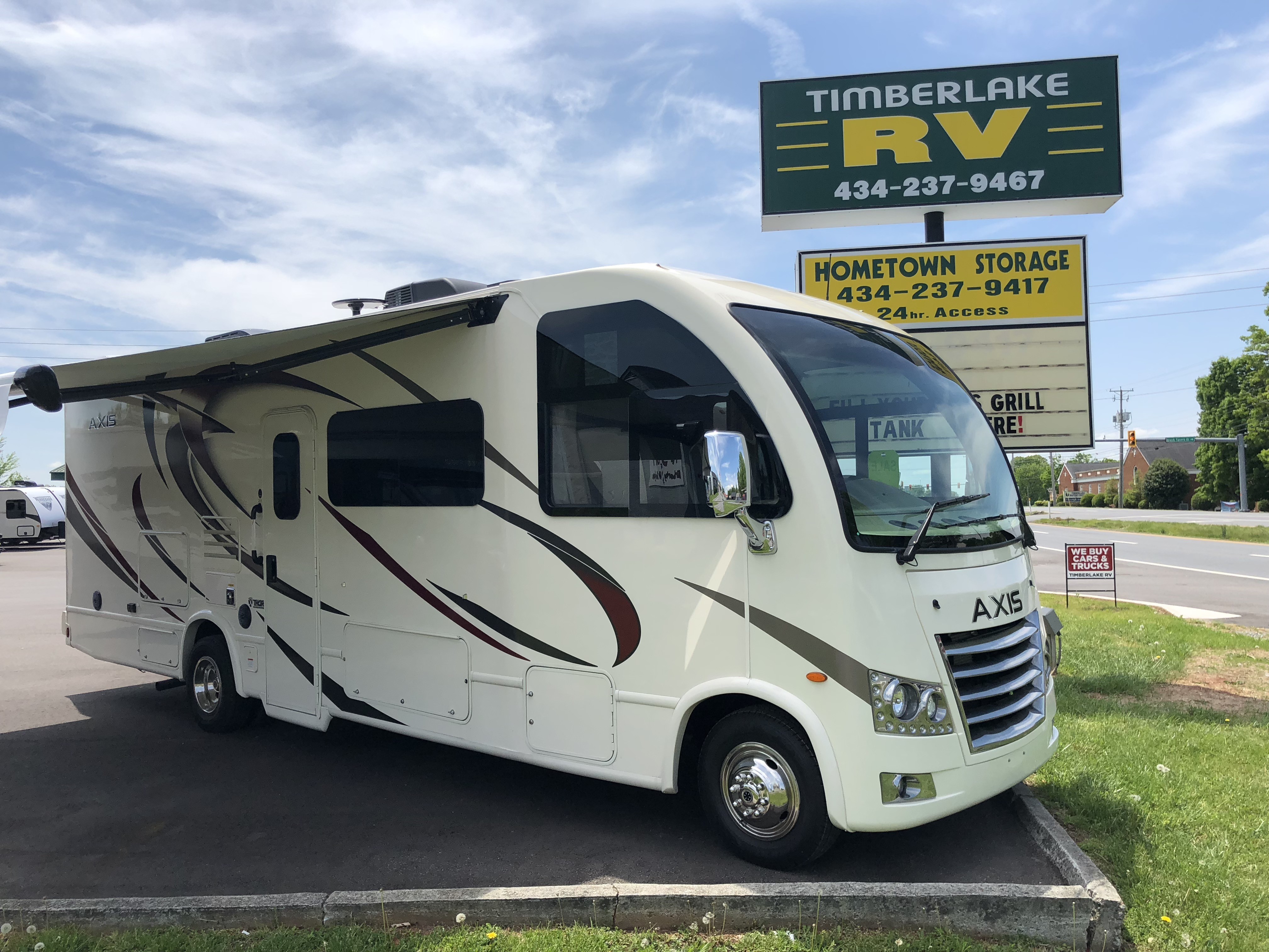 Motorhome, Toy Hauler & Fifth Wheel Lynchburg, VA | Winnebago Dealer ...