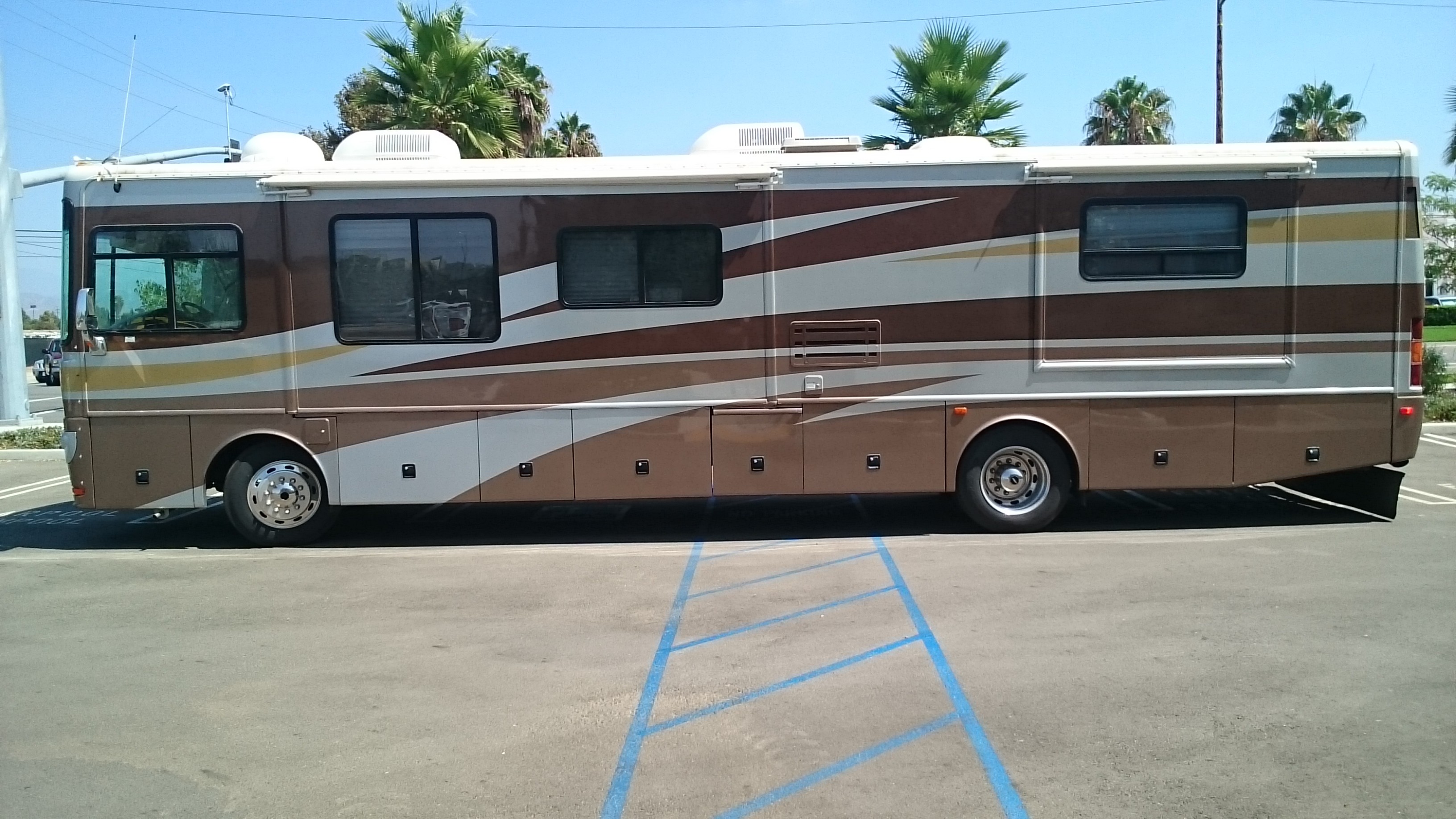 Used, 2003, Fleetwood, EXCURSION, RV - Class A
