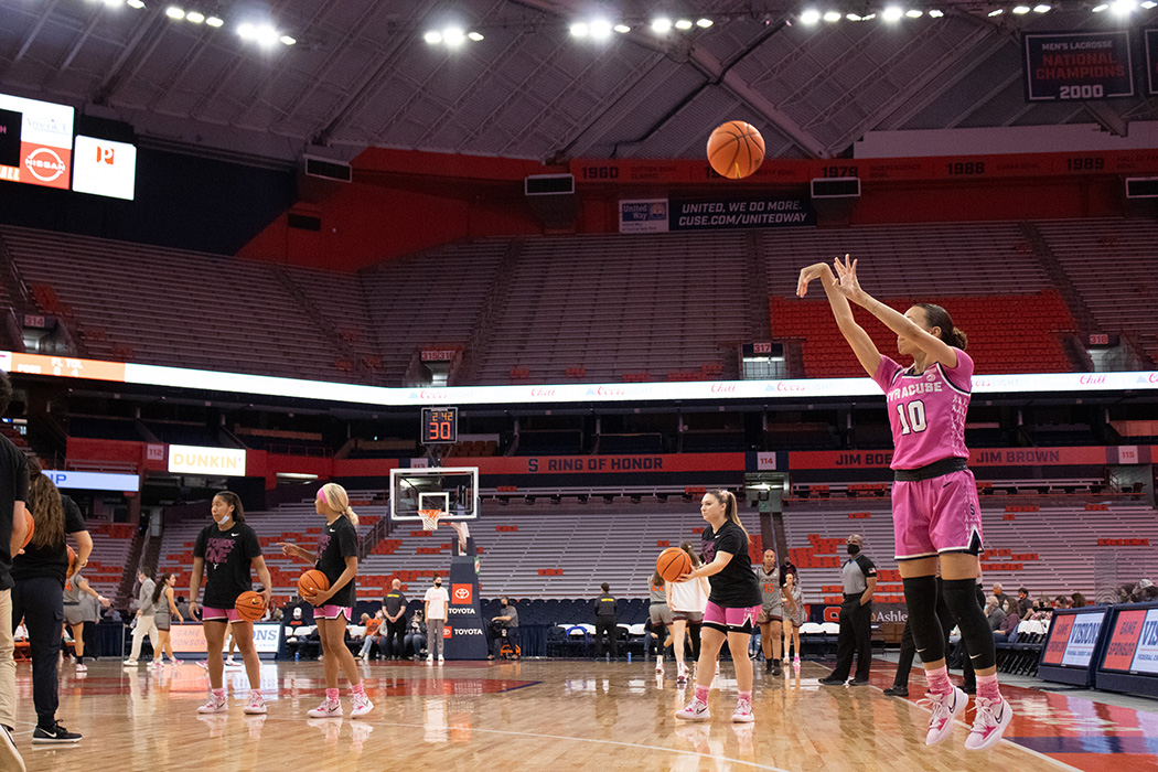 Najé Murray took after her father to become a ‘coach on the court’