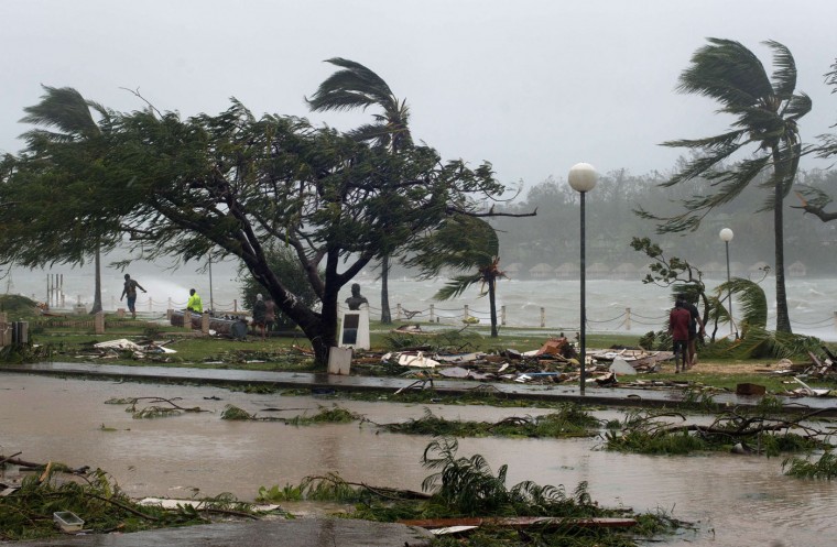 VANUATU-WEATHER-CYCLONE