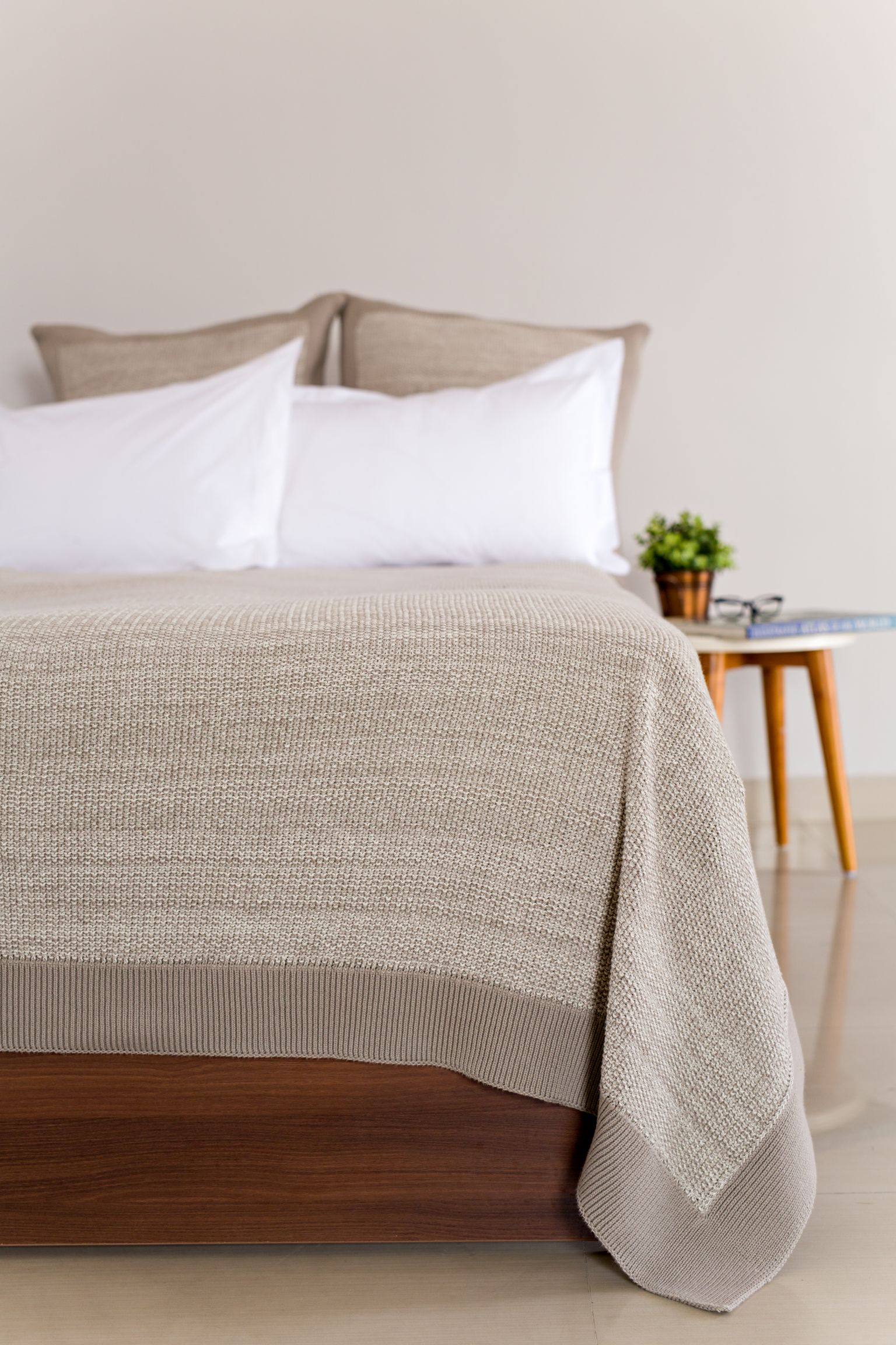 Darzzi :: Bedding - Mini moss bed blanket throw - stone /natural marled