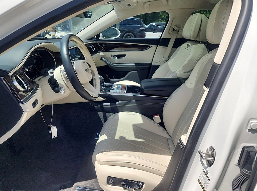 2021 Bentley Flying Spur V8 For Sale in Canton, OH | Exotic Car List