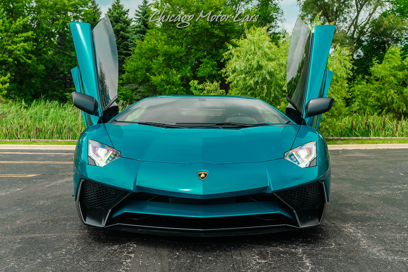 Lamborghini Aventador Azure Blue