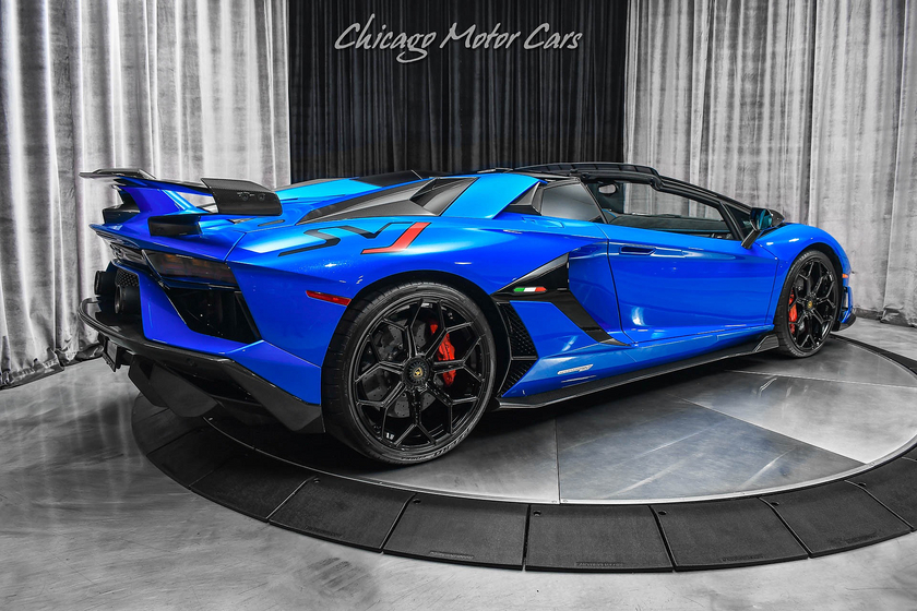 Lamborghini Aventador Azure Blue