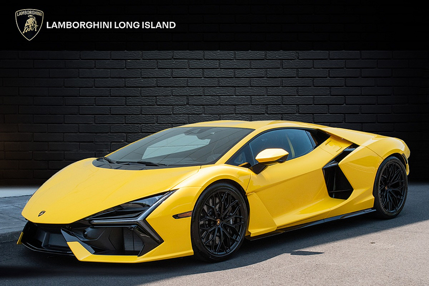 Black And Yellow Lamborghini Revuelto