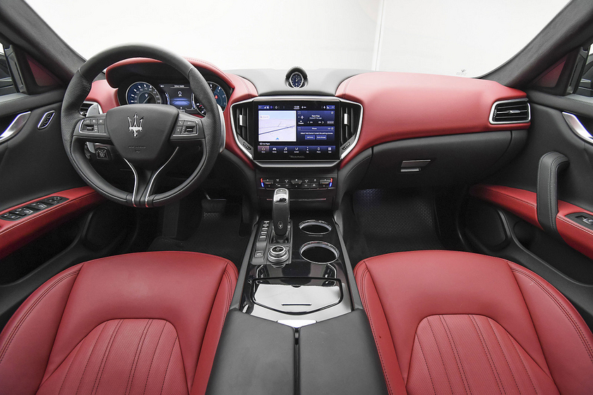 Maserati Ghibli Red Interior