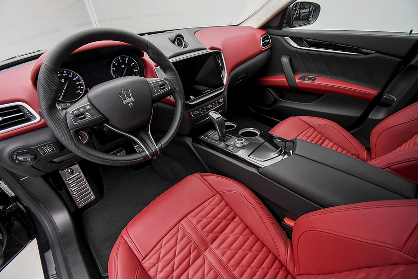 Maserati Ghibli Red Interior