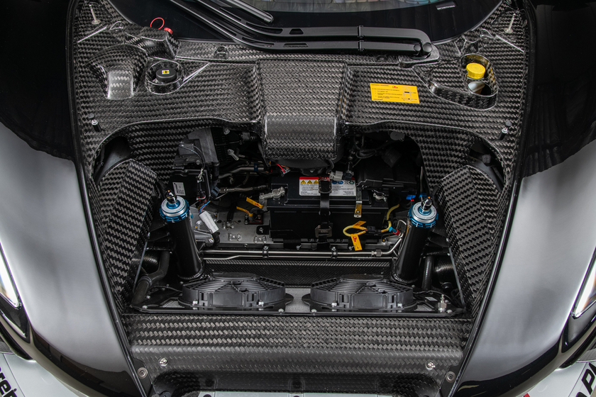 Mclaren P1 Engine Bay