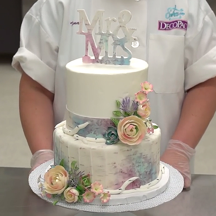 How-To Decorate Beauty & the Barn Accent Cake | DecoPac