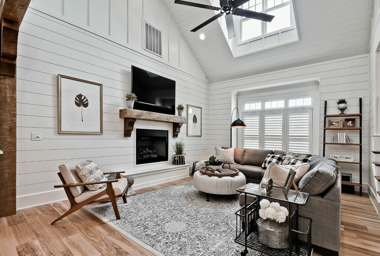 Transitional Neutral Living Room Transformation | Decorilla