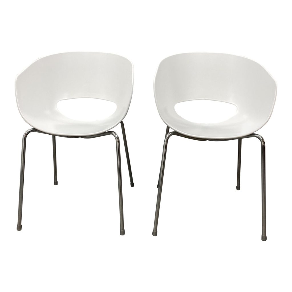 Sintesi Orbit Large Retro White Chairs - a Pair - Design Plus Gallery