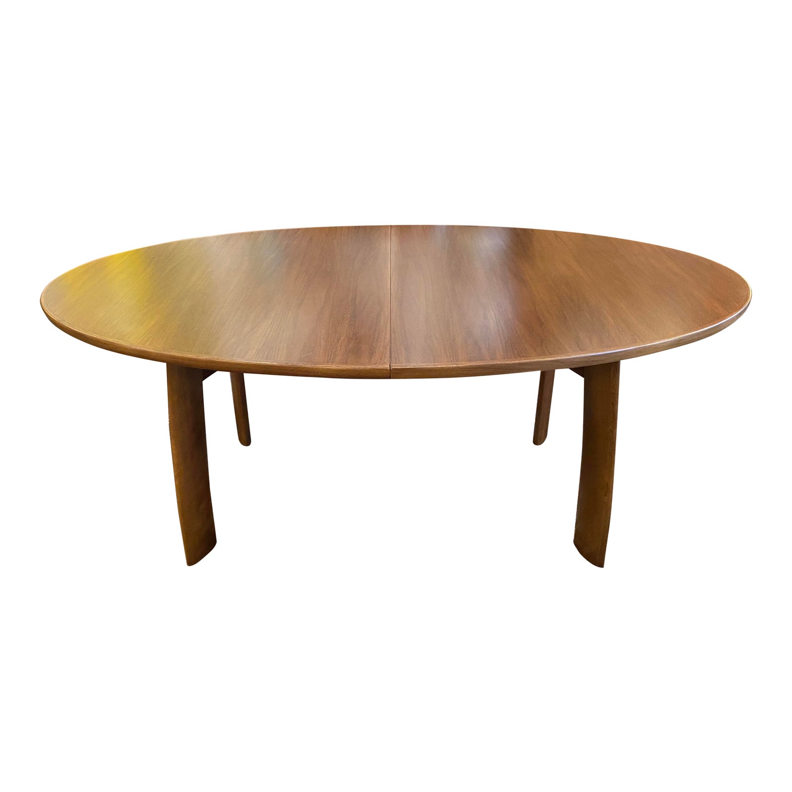 skovby-oval-extension-ldining-room-table-8041 - Design Plus Gallery