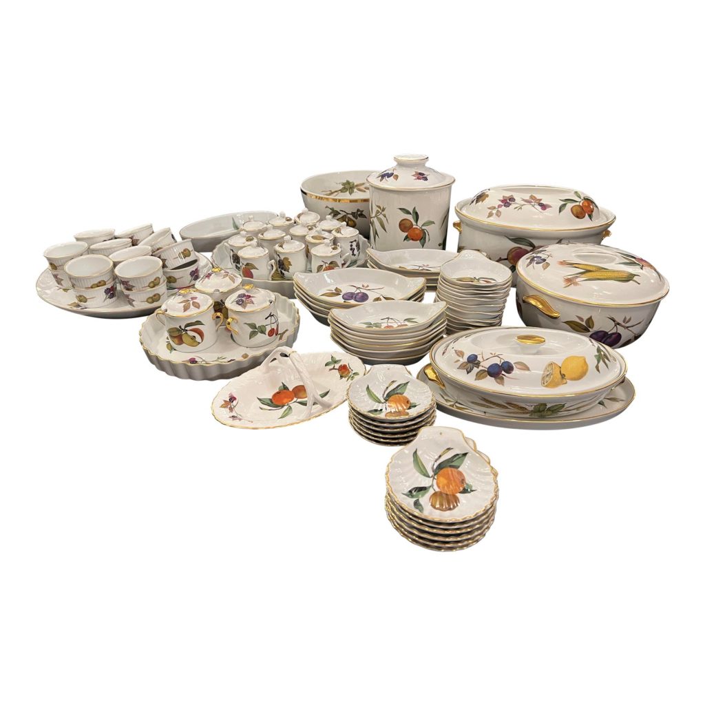 Royal Worcester Evesham Gold Porcelain Dinnerware Set - 86 Pieces ...