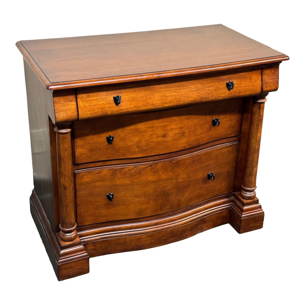 Traditional Three Drawer Bachelor Chest - Design Plus Gallery