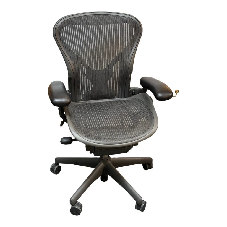 Herman Miller Aeron Ergonomic Office Desk Chair. Original Price: $1,275 ...