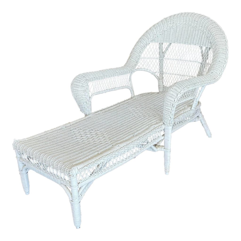 White Wicker Chaise Lounge - Design Plus Gallery