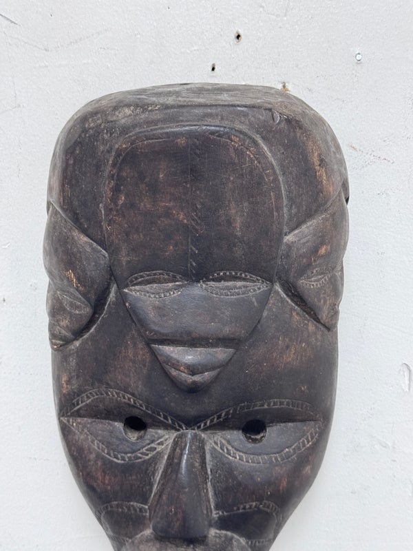 Handcrafted Makishi Carved Wood Wall Mask - Design Plus Gallery