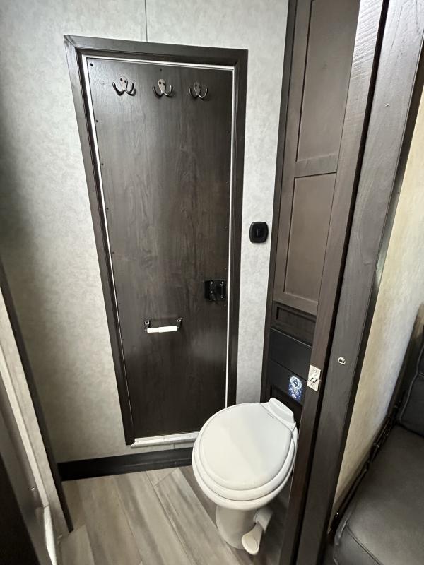 2023 Bison Ranger 7206 - LIMITED EDITION - 7' Wide w/ Bathroom! - Sofa ...