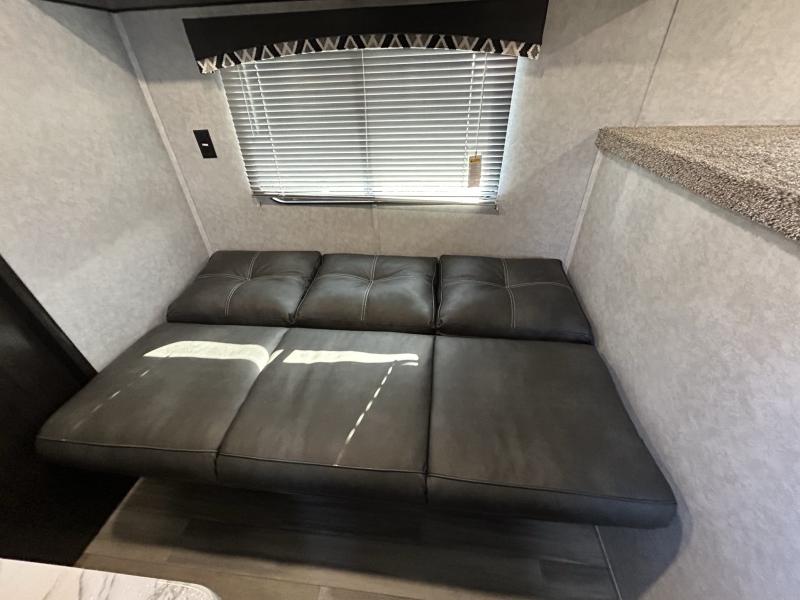 2023 Bison Ranger 7206 - LIMITED EDITION - 7' Wide w/ Bathroom! - Sofa ...