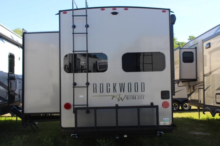 2022 Forest River Rockwood 2622RK Fifth Wheel
