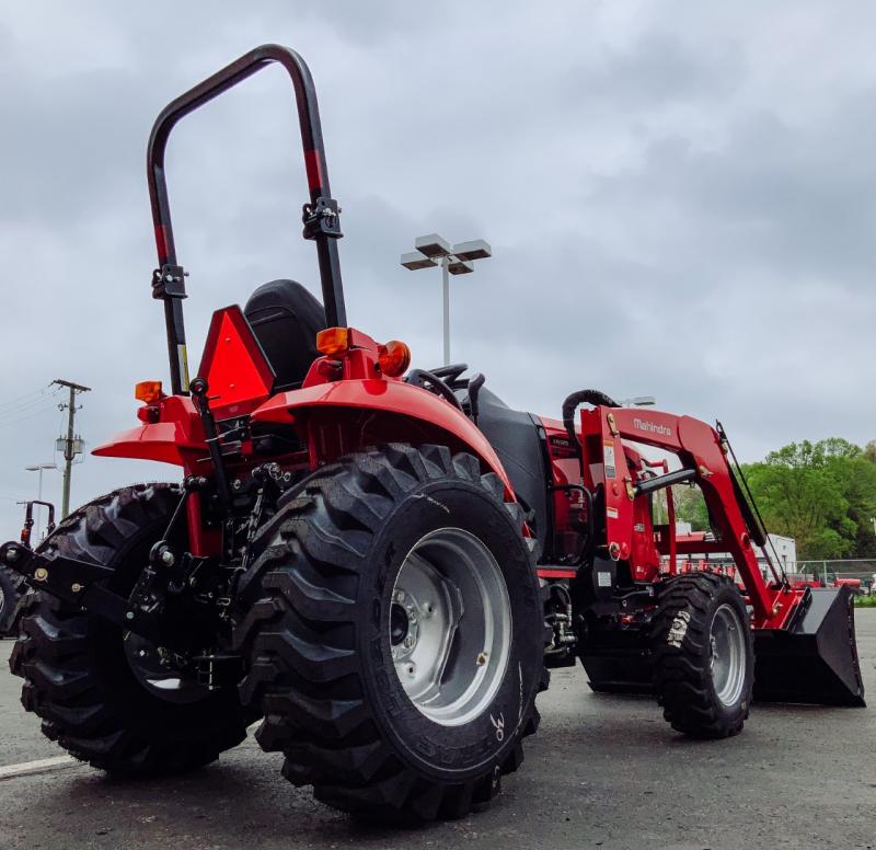 2022 Mahindra MAHINDRA 1635 HST LOADER Tractor