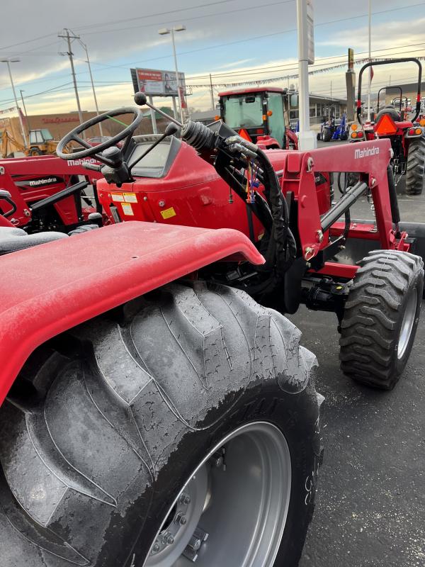 2022 Mahindra MAHINDRA 4540 4WD W/LOADER Tractor