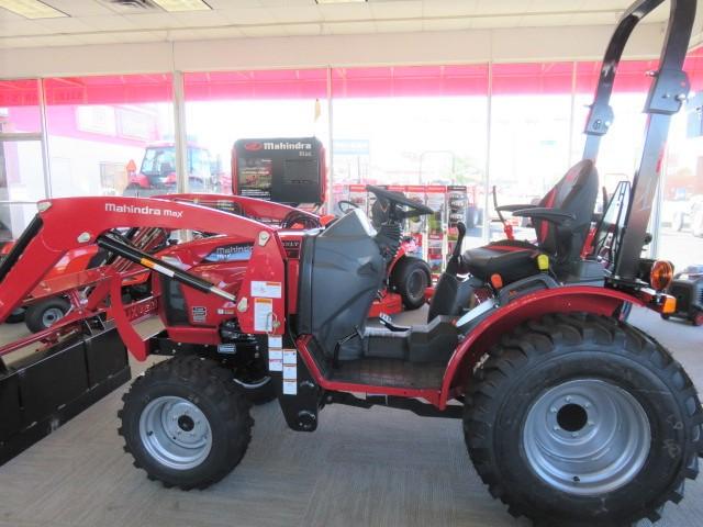 2022 Mahindra MAHINDRA MAX 26XLT W/ LOADER Tractor