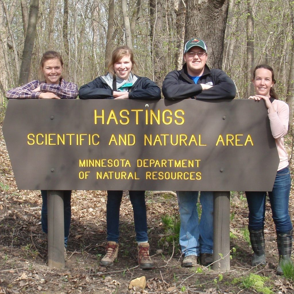 Naturalist Fellowship | Dodge Nature Center