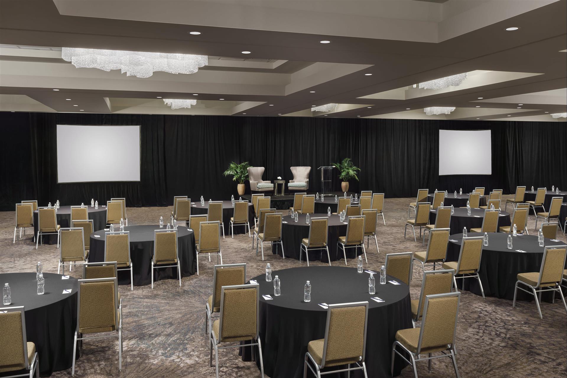 DoubleTree By Hilton - Orlando Airport