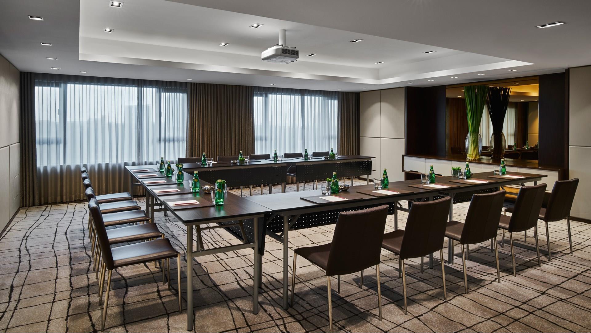 New World Makati Hotel