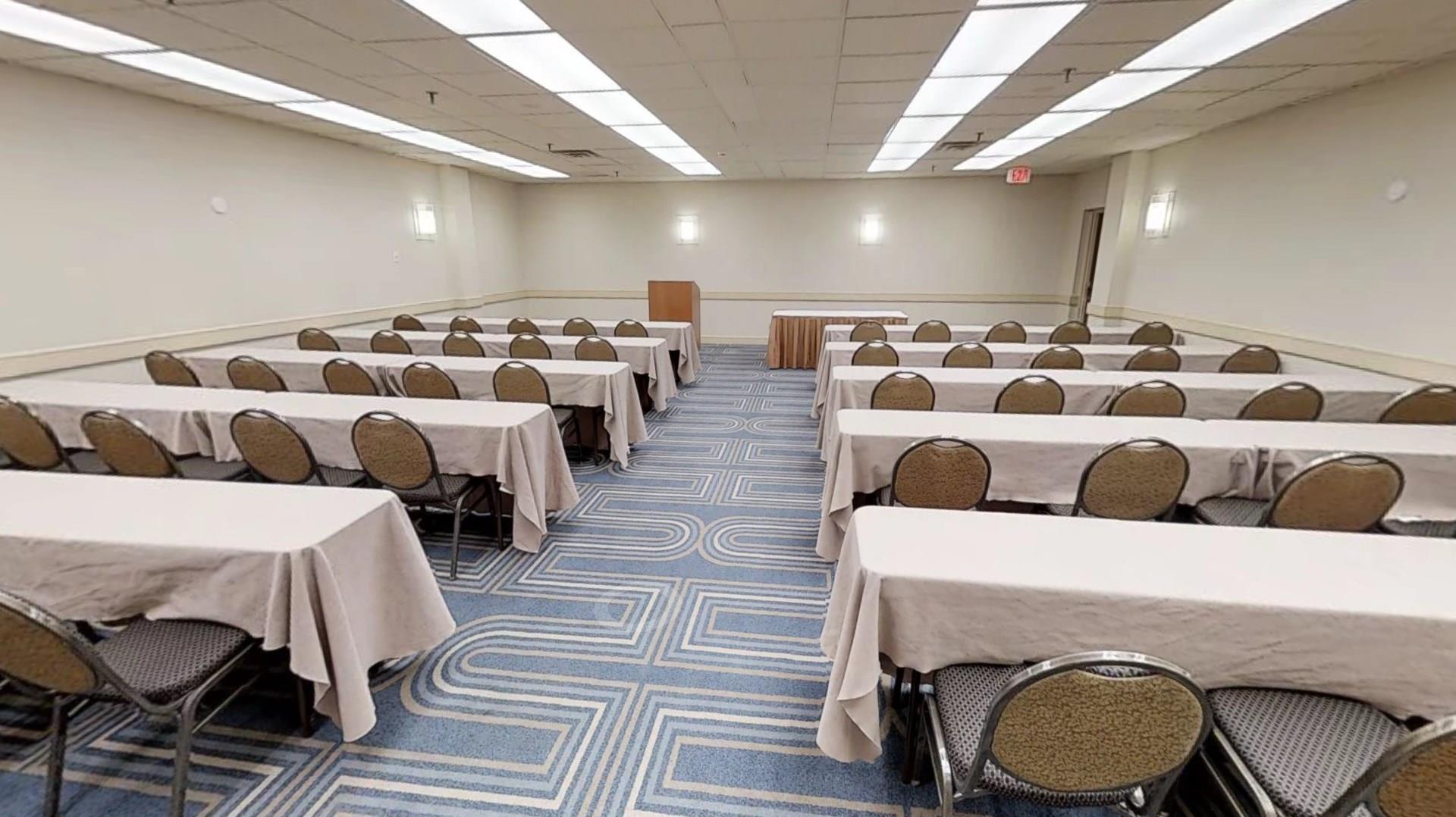 Doubletree By Hilton Bloomington-Minneapolis South