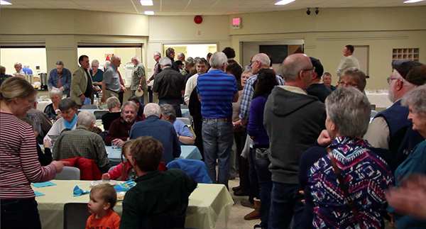 KRRG (e-K) Wasa Community Hall-lined up+eating - East Kootenay News ...