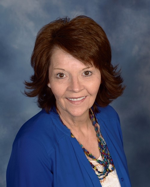 Julie Prior's Instagram, Twitter & Facebook on IDCrawl