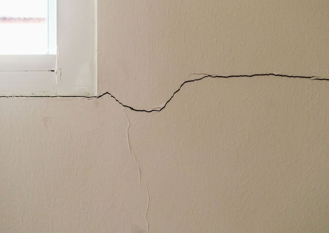Top Tips to Identify Foundation Problems in Old Homes | Nicole Spellman ...