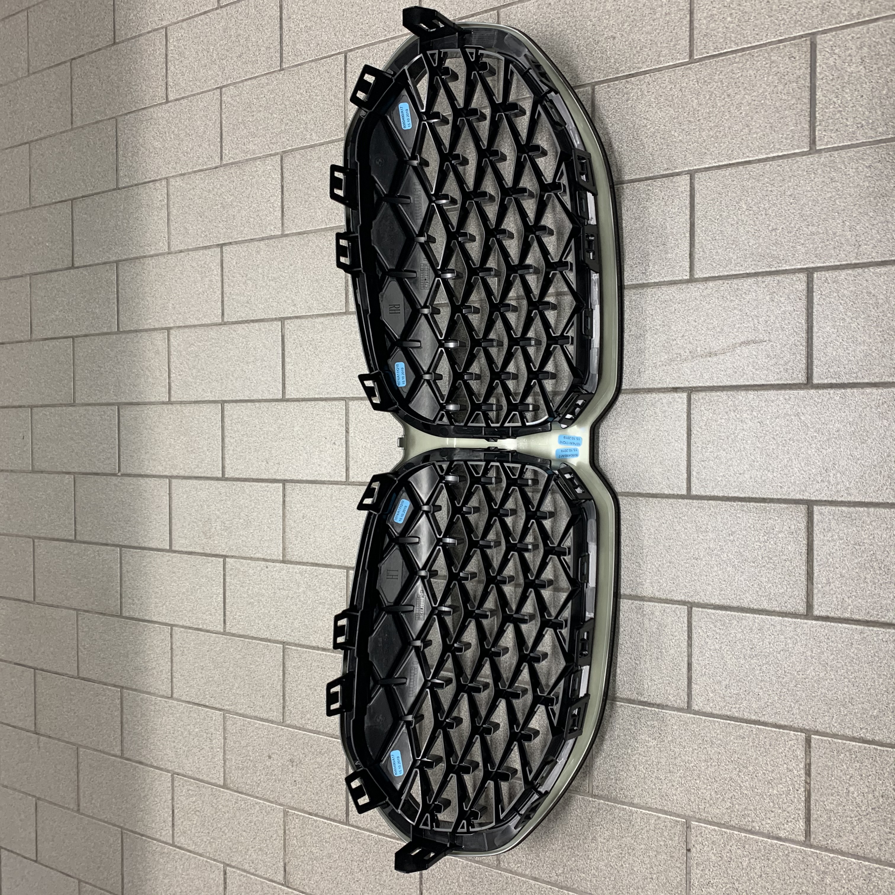 Brand New Genuine BMW F40 Diamond Pattern Shadowline Kidney Grilles ...
