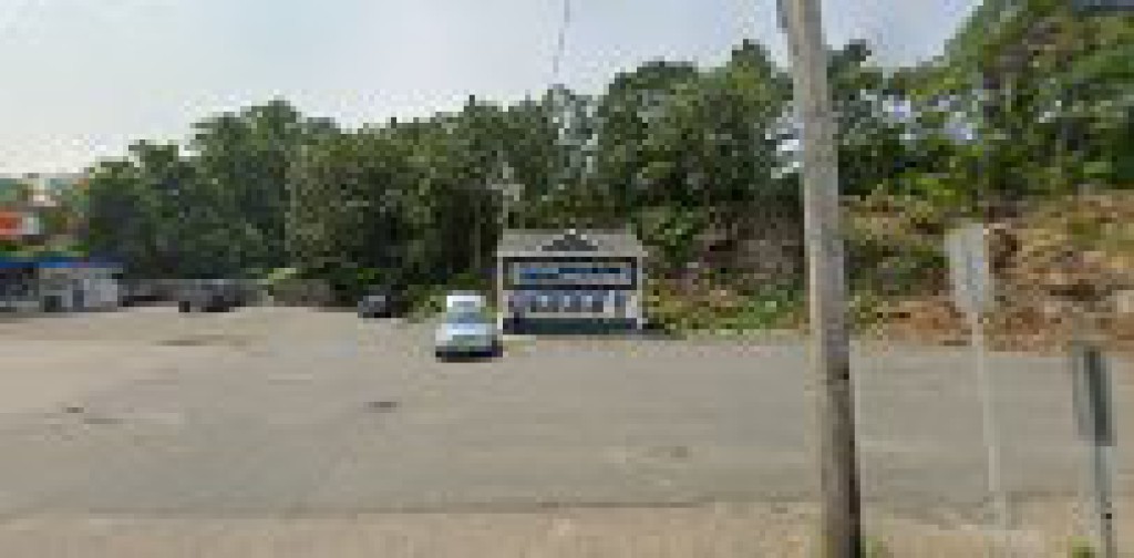 Rocky Mountain Spring Water Refill Station - Quincy Blue Hills Spring Water