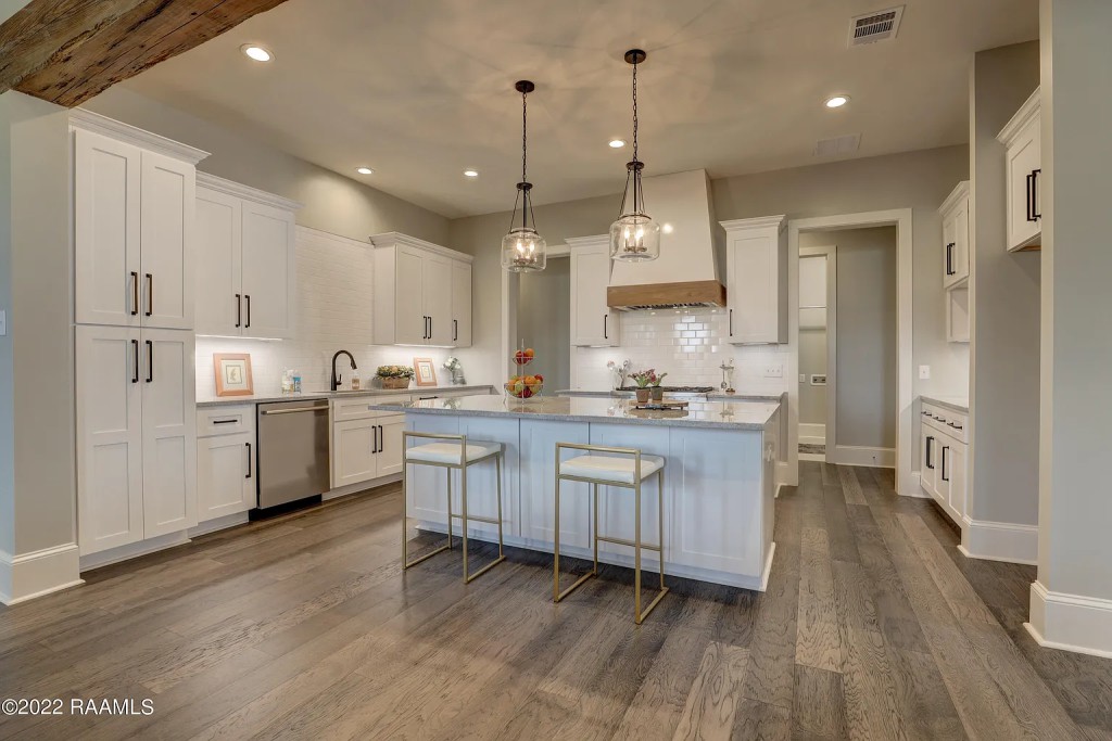 Live Oak Cabinets Kitchen & Bath