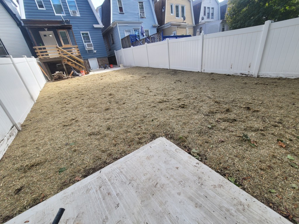 Flores Landscape & Design LLC