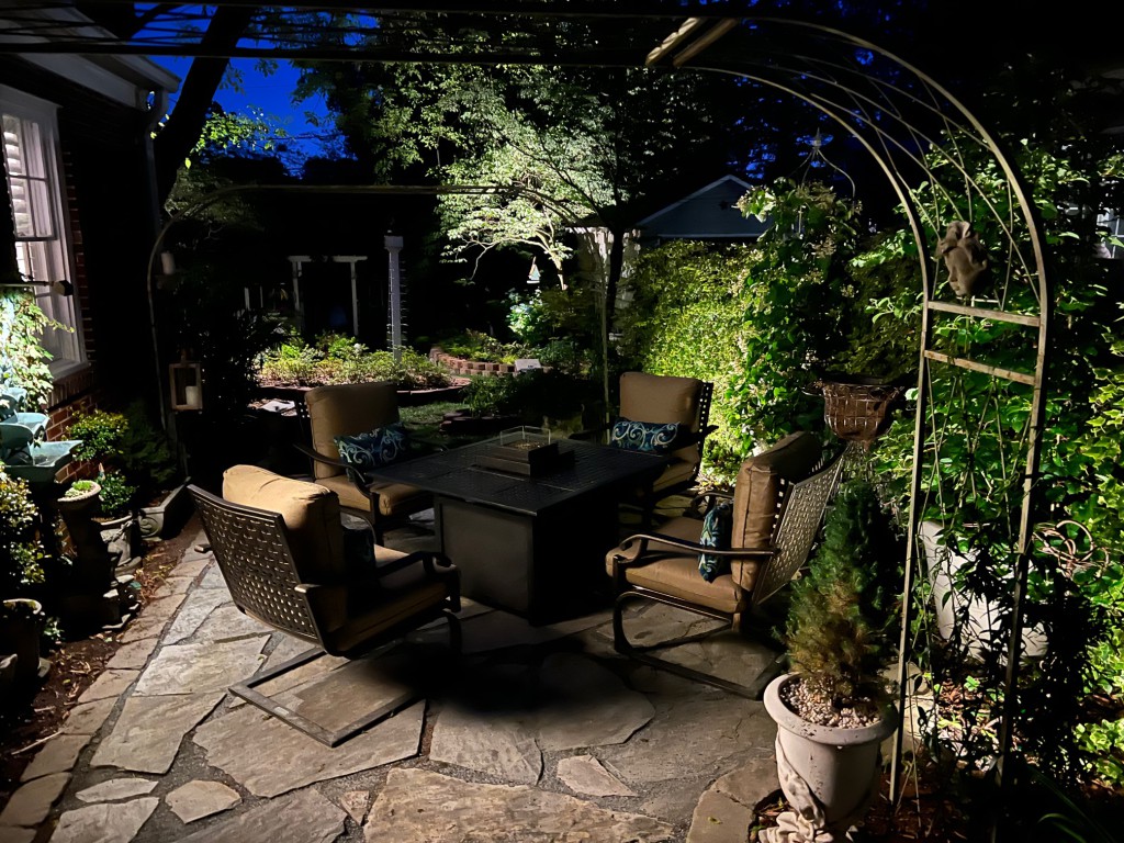 Custom Landscape Lighting