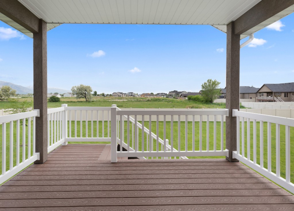 Little Rhody Deck Solutions