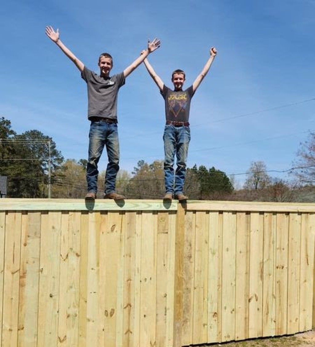 Shirley Family Farm And Fence