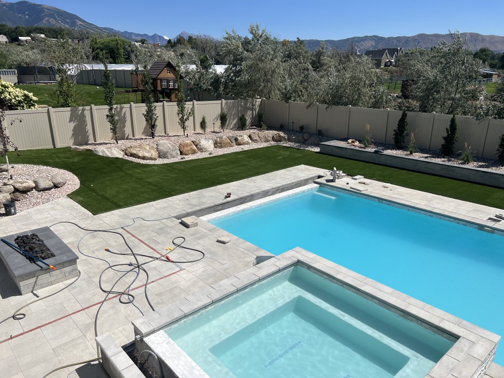 Mirage Pools & Service