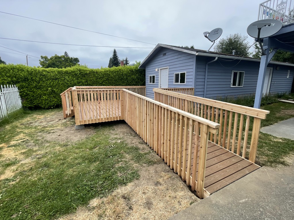 Thirteen Stripes Construction