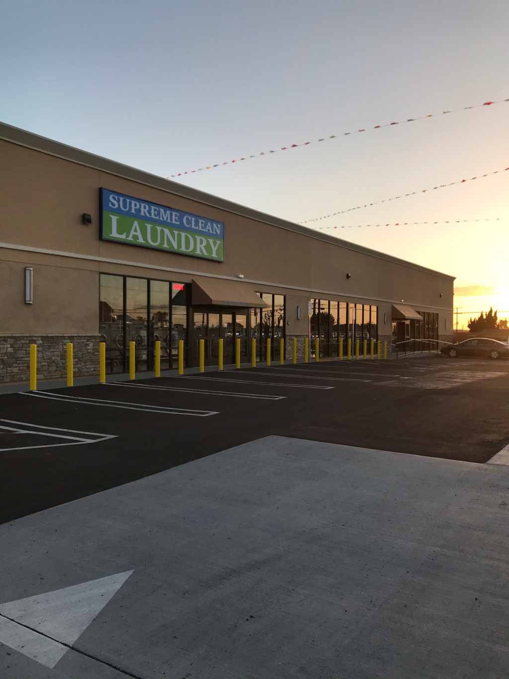 Supreme Clean Laundry