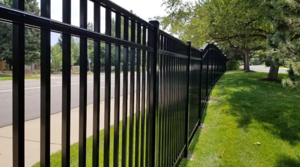 AA Custom Fence