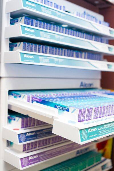 Contact Lens Fitting the Woodlands | Eye Trends